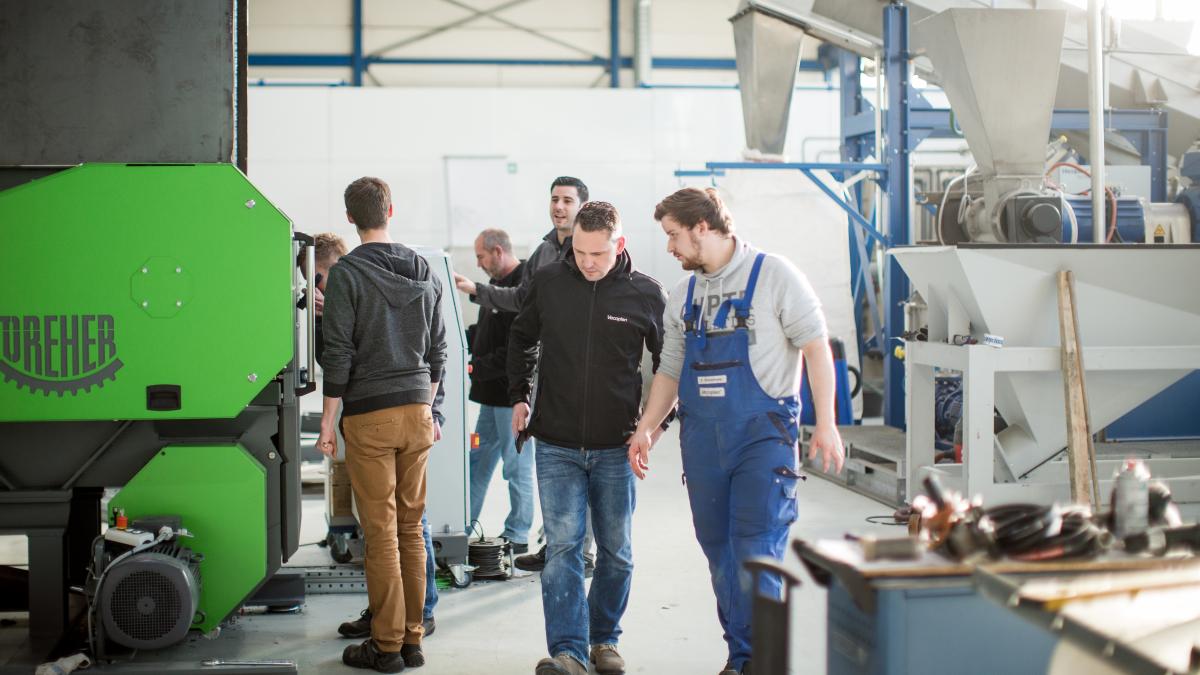 Technicians, engineers, fitters, sales professionals and more wanted