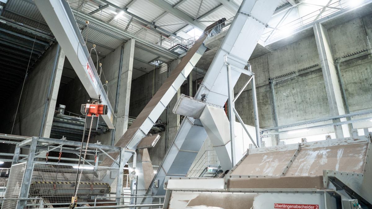 Wood-fired CHP plant in Sisslerfeld, Switzerland relies on Vecoplan ...
