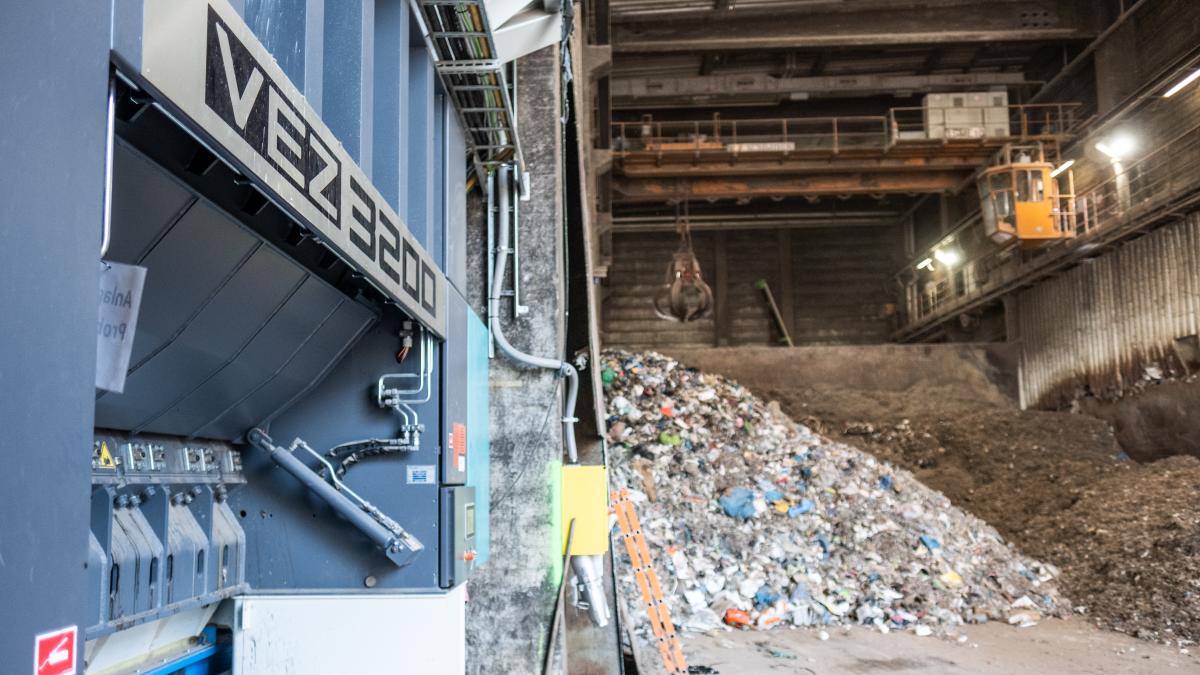 VEZ - RDF shredder (single-shaft shredder) | Vecoplan